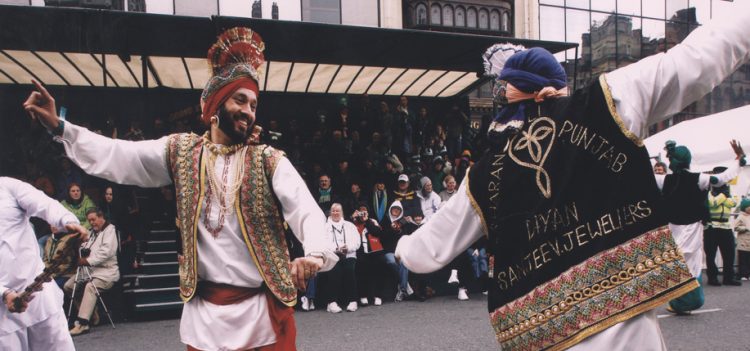 Sikh the Fair Land: Faiths o’ the Irish | Irish America